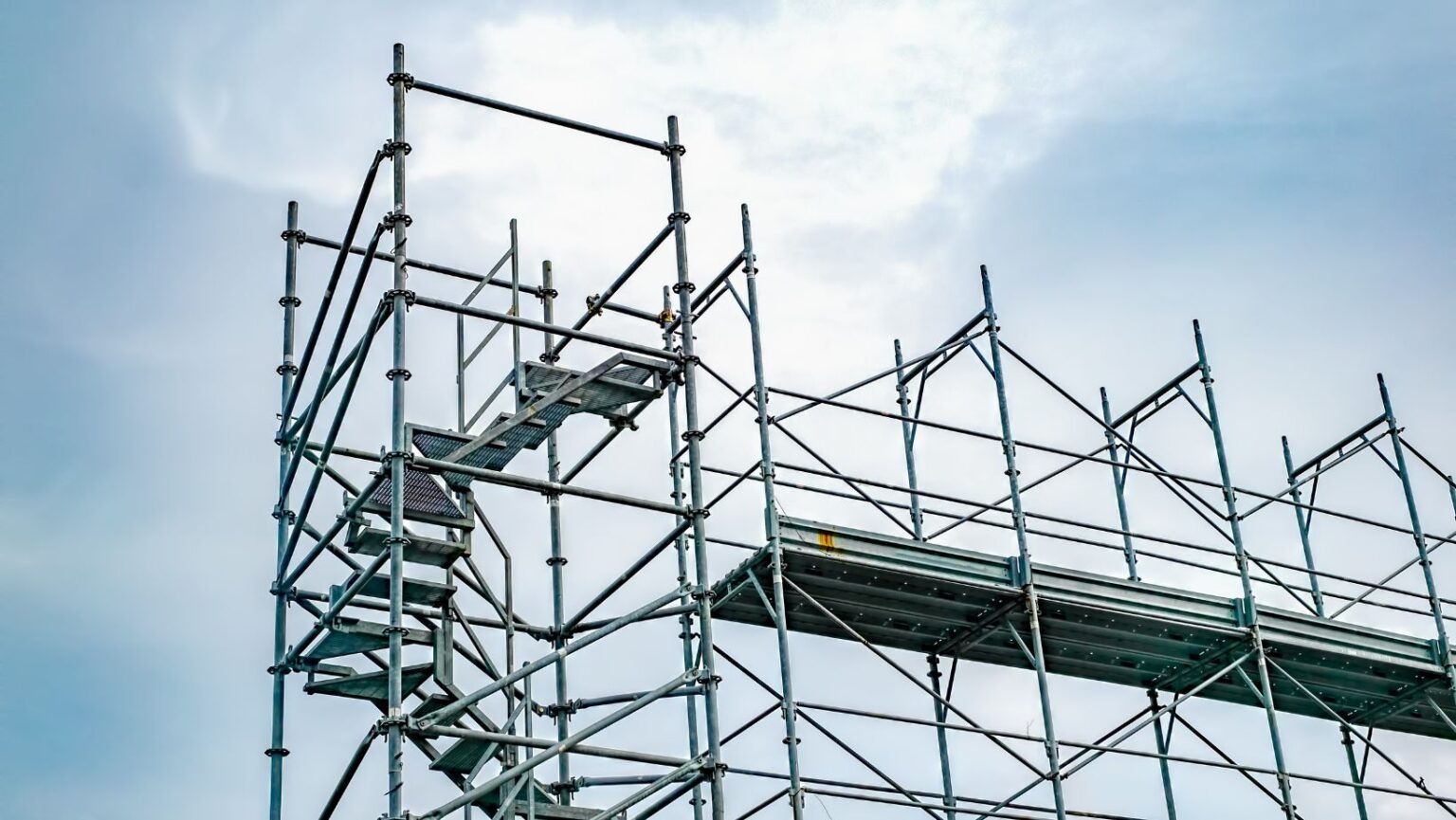 Mastering Scaffold Access with Chariot Ladder Efficiency